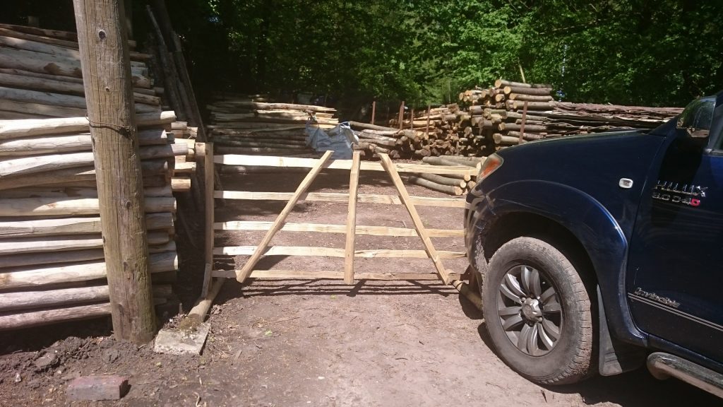 Cleft Chestnut Fencing.Pales. Laths.Hurdles